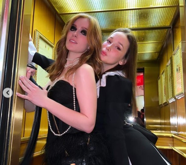 Ellie Leen Biography