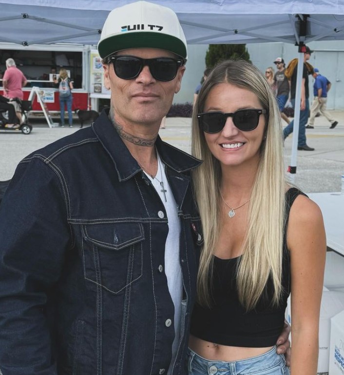 Chad Hiltz Wiki, Biography, Age, Wife, Net Worth and More