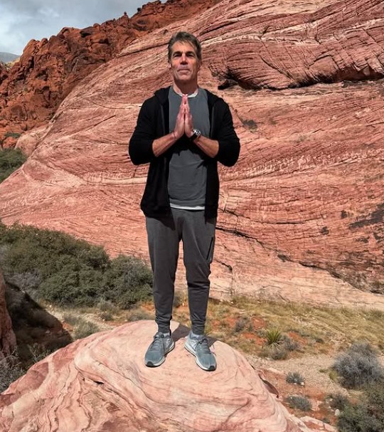 Chris Fowler Salary, Net Worth, Age, Wife, Height, Wiki