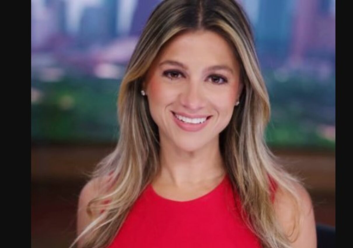 Molly Line Height, Net Worth, Age, Husband, Wiki, Salary