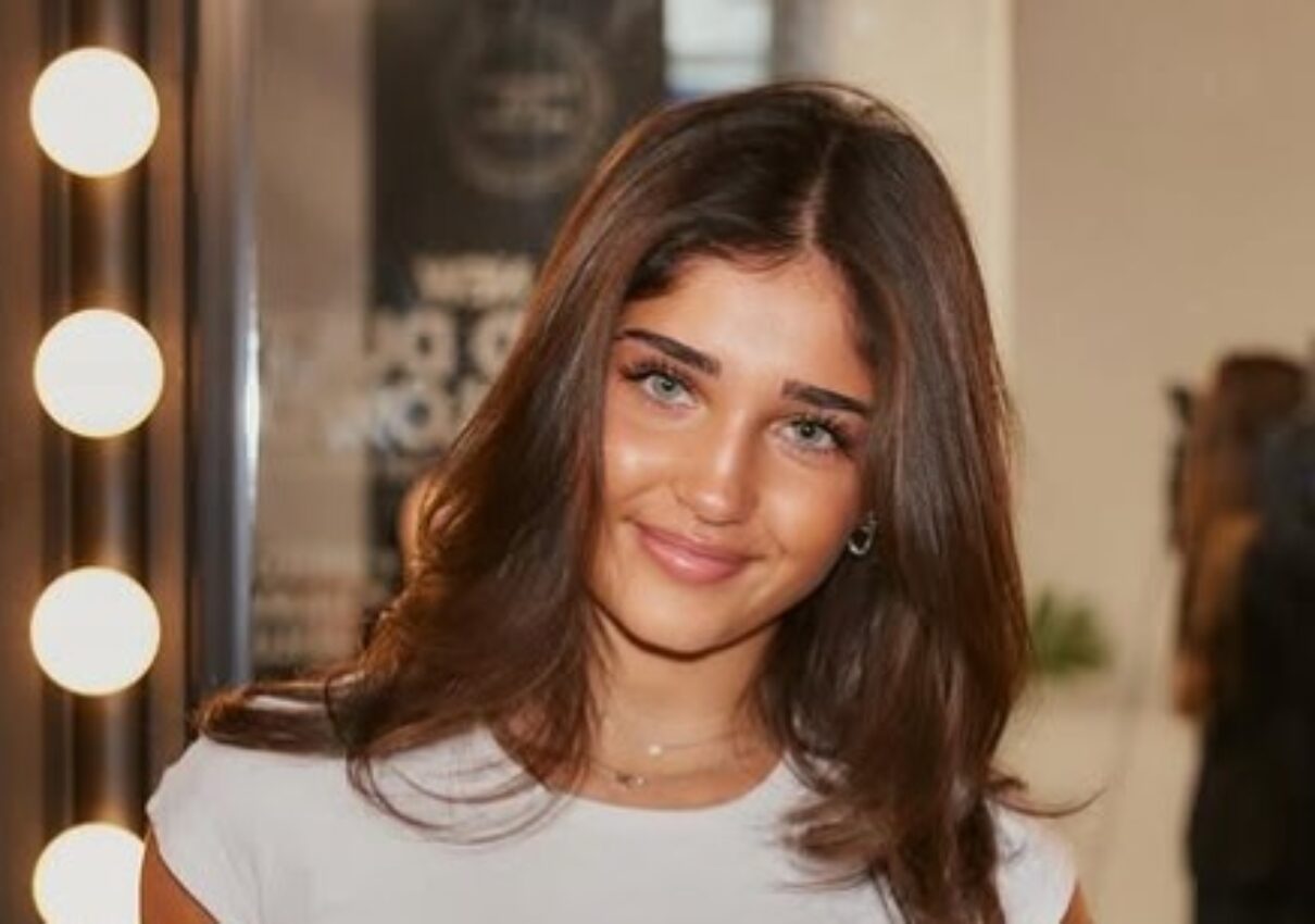 Who is Sienna Walker? (TikTok Star) Height, Biography, Age, Boyfriend ...